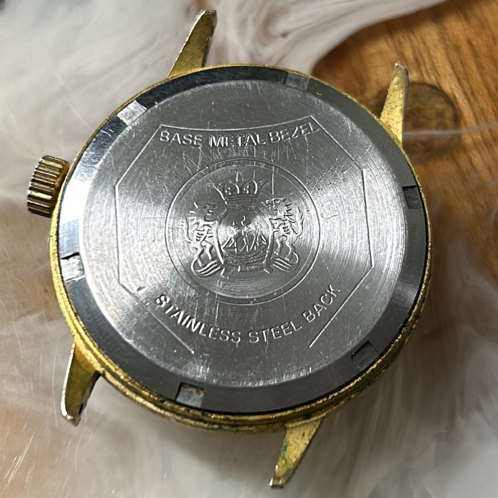 1977 Elvis Presley Watch Collectible - Gem